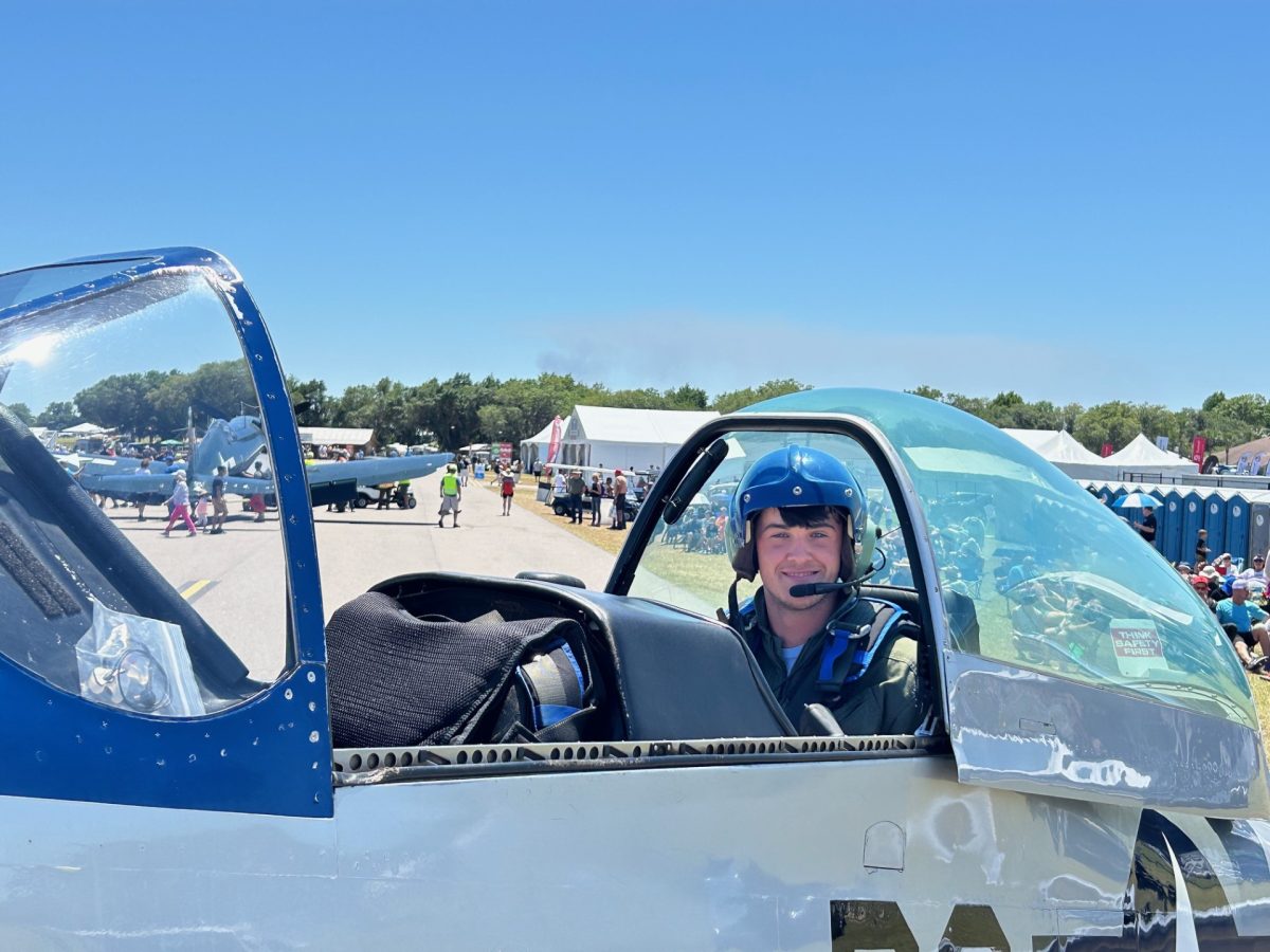 ACE Flight lead shares the cockpit with Lee Lauderback - Stallion 51